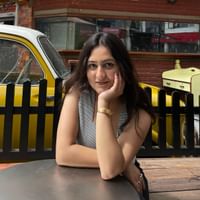 Alex Bowman’s girlfriend shares cute pictures of the couple on HMS star’s birthday